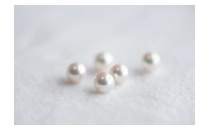 Pearl Necklace Meaning: What Do Pearls Symbolize Spiritually & Origin